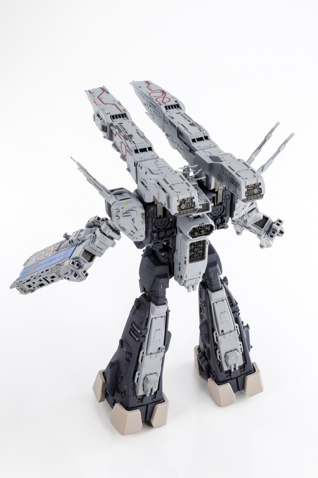 ARCADIA SDF-1 MACROSS complete transformable model Premium finish ...
