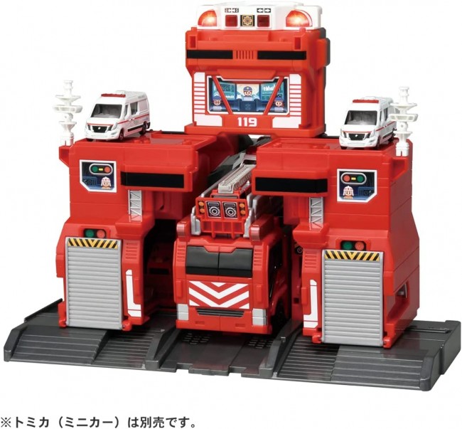 TAKARA TOMY Tomica Transforms and Moves! Big Fire & Command Station ...